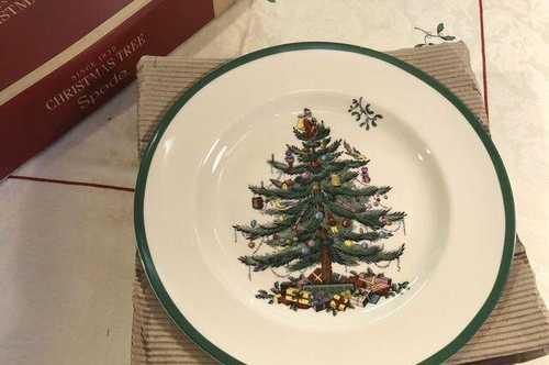 Набор тарелок 4шт Spode Christmas tree