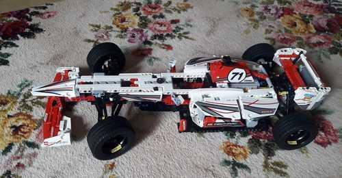 Lego Technic 42000 формула 1