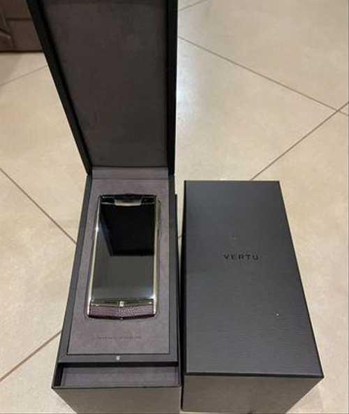 Vertu signature touch