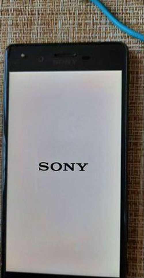 Телефон Sony