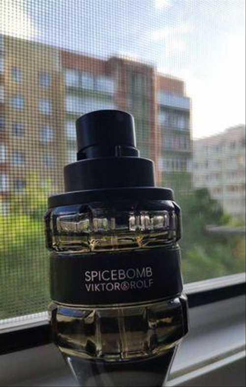 Туалетная вода Viktor&rolf spice bomb