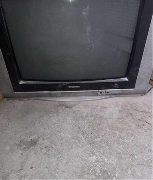 Телевизор бу trony
