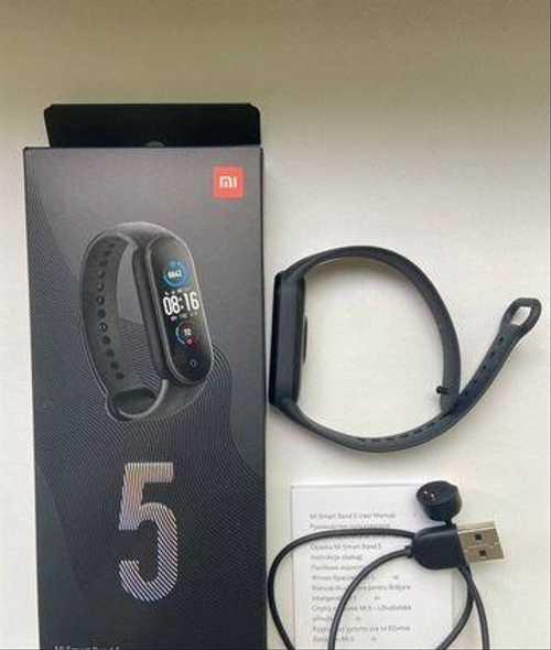 Браслет Xiaomi Mi Smart Band 5
