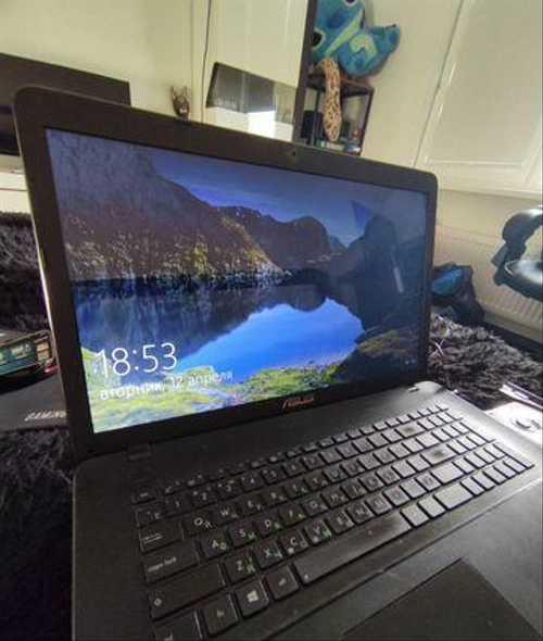 Игровой ноутбук asus X751L