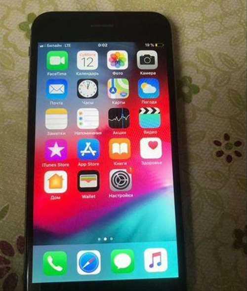 Телефон iPhone 6