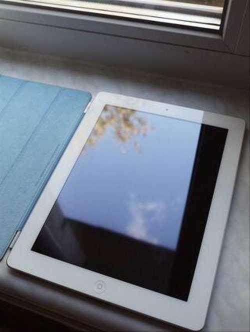 Apple iPad 2 32Gb Wi-Fi + 3G (A1396)