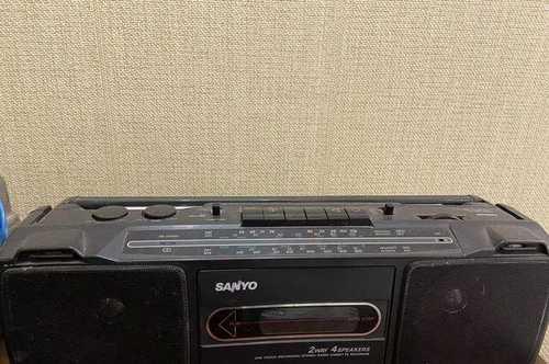 Однокассетный магнитофон Sanyo