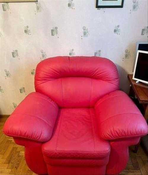 Кожанное кресло-кровать Roybosh