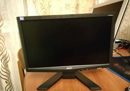 Монитор Acer x163w