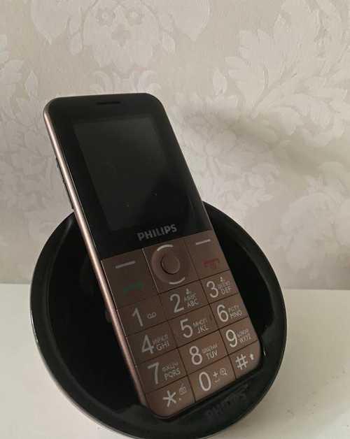 Телефон Philips Xenium E331