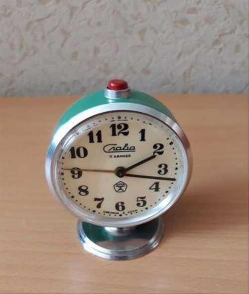 Часы слава будильник СССР