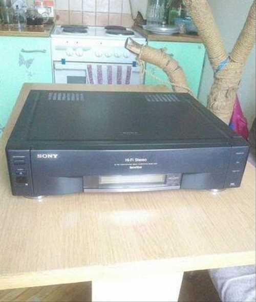 Видеомагнитофон Sony HiFi Stereo VHS SLV-E90