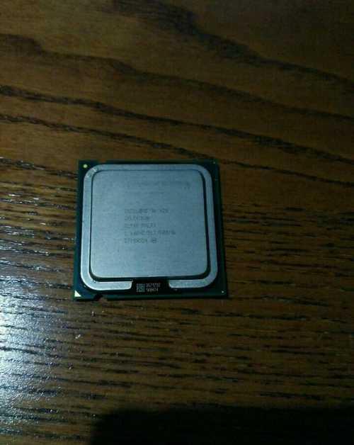 Intel Celeron 420 1.6 GHz / 512 / 800