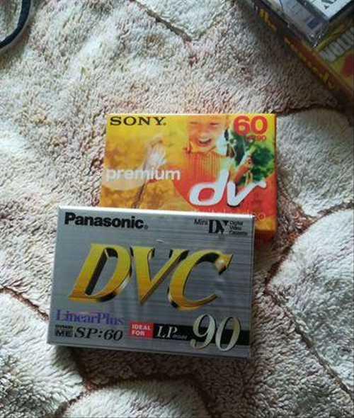Две чистые кассеты Mini DV