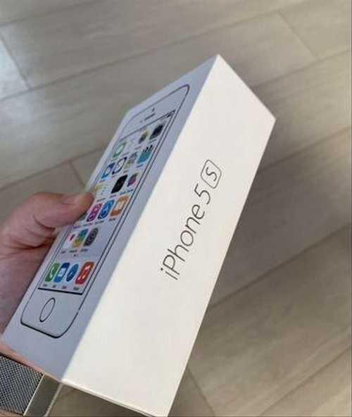 Пустая коробка iPhone 5s