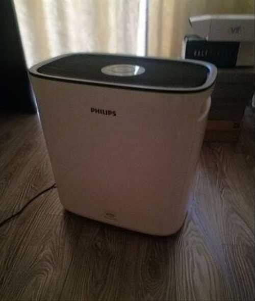 Увлажнитель воздуха Philips HU5930/10