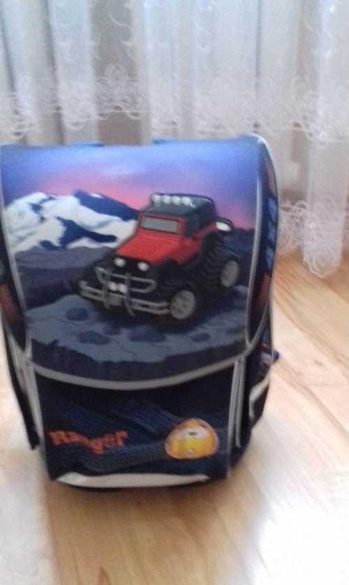 Рюкзак школьный, портфель