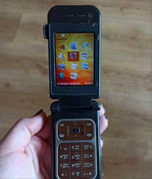Телефон Nokia 7390