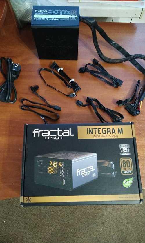 Fractal Design Integra M 550W