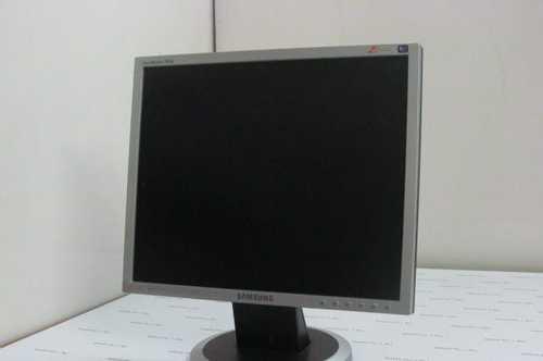 Samsung 740BF 17" 1280x1024