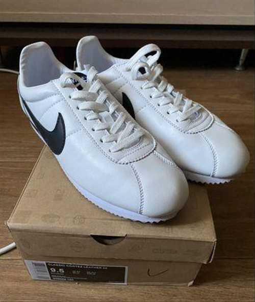 Кроссовки Nike cortez