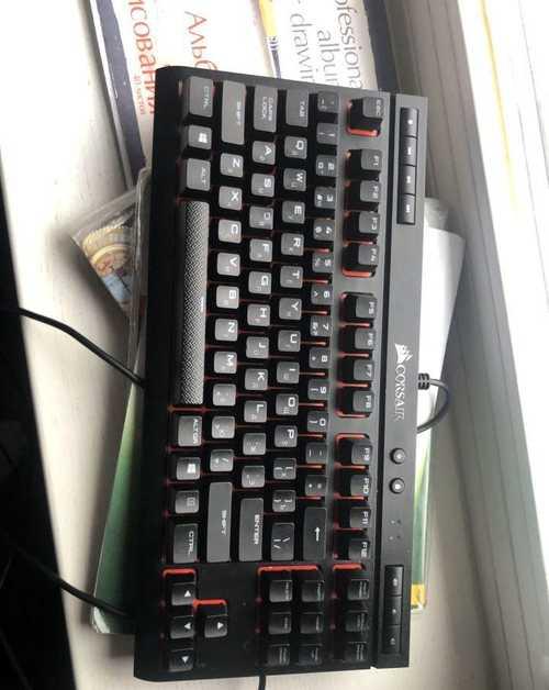 Клавиатура Corsair K63