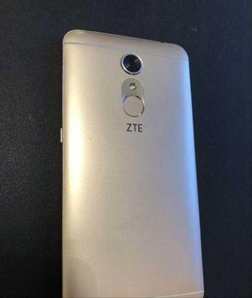 Смартфон телефон ZTE Blade A910