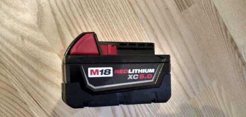 Аккумулятор milwaukee m18 5ач