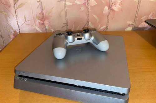 Sony PS4 slim Silver ограниченная версия