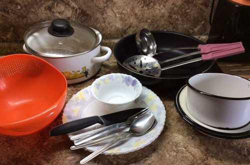 Набор посуды для съемной квартиры или дачи