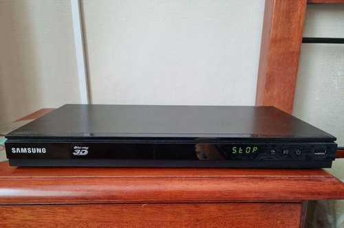 Blu-ray плеер samsung BD-E5500