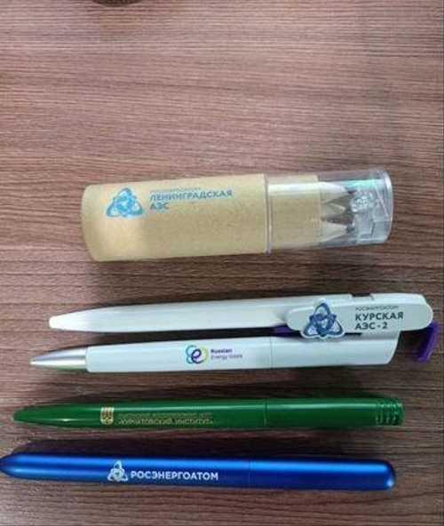 Набор сувенирных ручек и карандашей