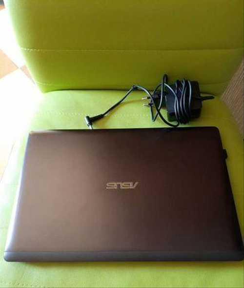 Asus VivoBook S200E