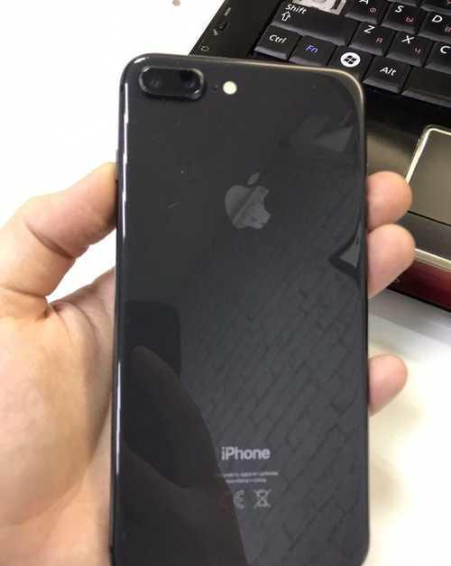 Телефон iPhone 8 Plus камера