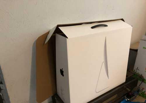 Коробка от iMac