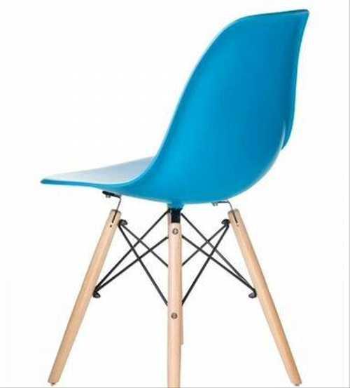 Стул eames голубой