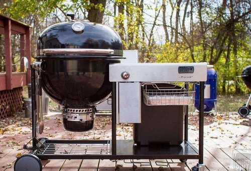 Гриль угольный Weber Summit Charcoal Grill Center