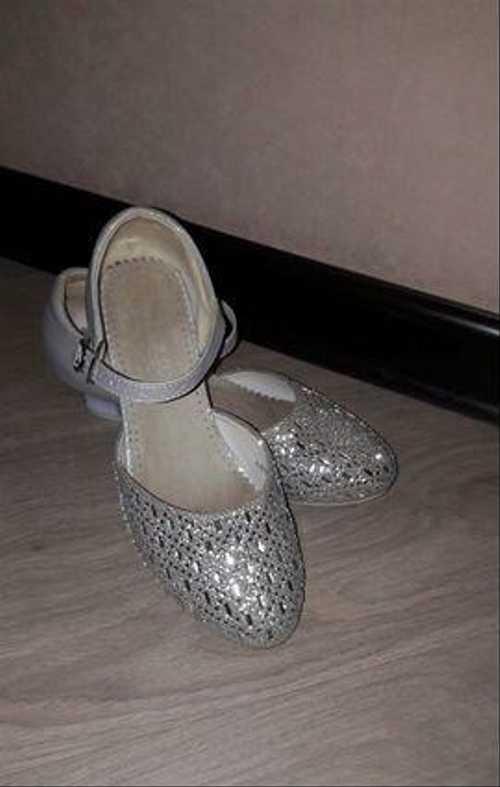 Туфли праздничные со стразами д/девочки,р.36