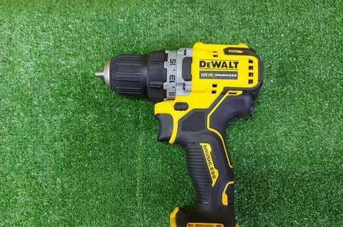 Компактная дрель-шуруповерт dewalt DCD701 N