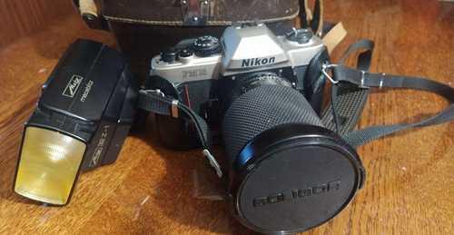 Плёночный зеркальный фотоаппарат Nikon FM10