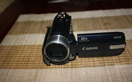 Видеокамера Canon FS100E