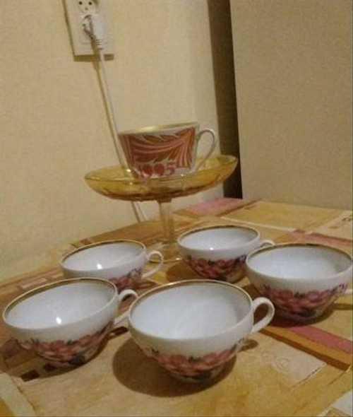 Ваза для фруктов на ножке. Чашки. Дулево