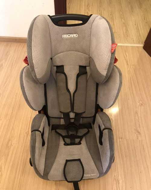 Детское кресло recaro Young Sport