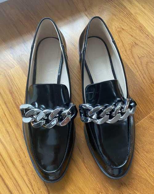 Лоферы Zara абсолютно новые 36р