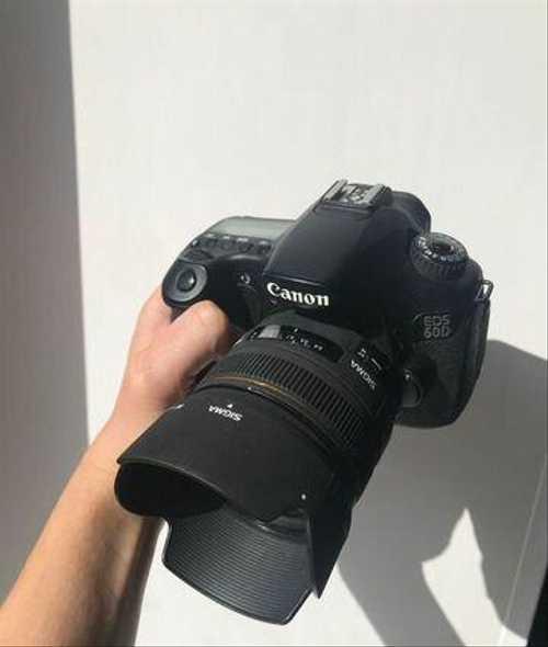 Canon 60D kit 18-55 + обьектив Sigma 30mm HSM 1.4