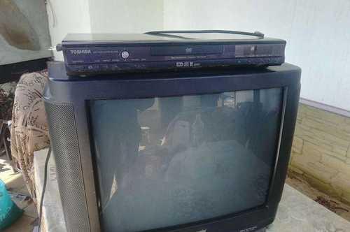 Телевизор бу Panasonic и DVD плеер