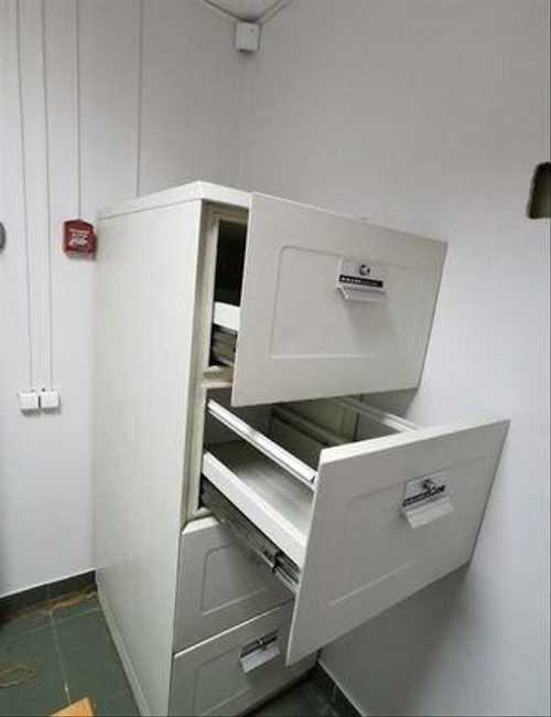 Шкаф офисный выдвижные ящики