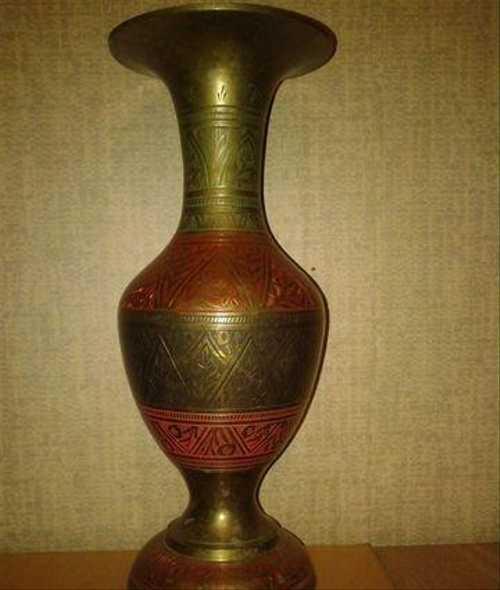 Старинная ваза, бронза или латунь