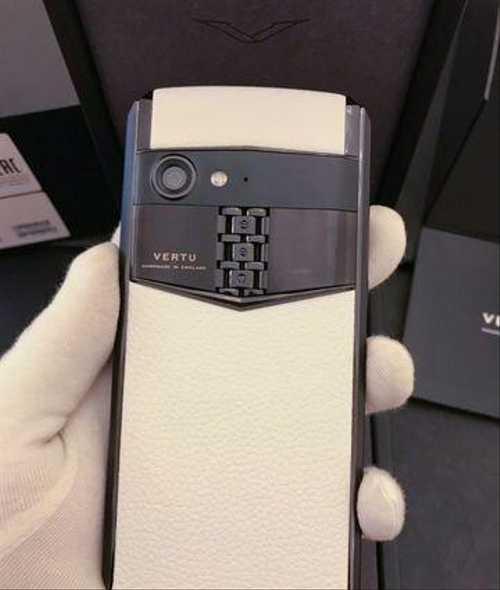 Новый оригинальный телефон Vertu