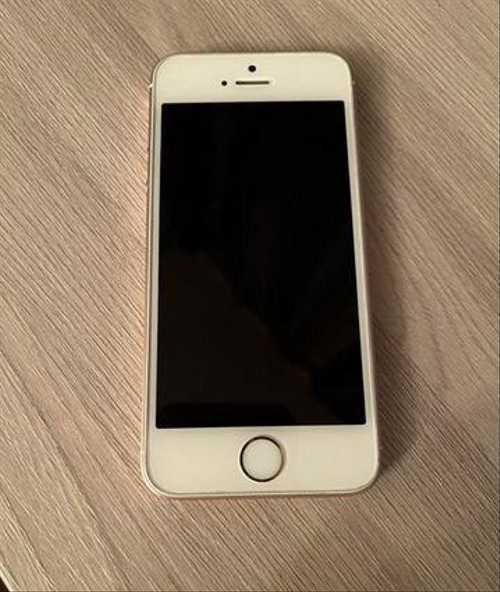 Телефон iPhone SE 1st generation